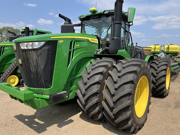John Deere 9R 440: Attachments, Specs, Price | AllMachines